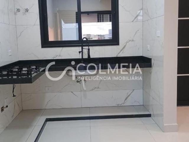Imperdível oportunidade! Casa à venda em Indaiatuba SP, no bairro Parque Residencial Sabiás, com 3 q