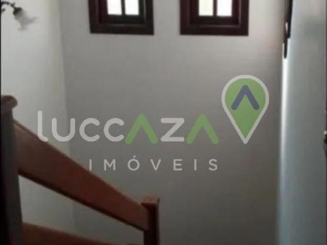 Imperdível oportunidade: Casa à venda em Jacareí SP, bairro Cidade Jardim, 3 quartos, 2 suítes, 2 sa