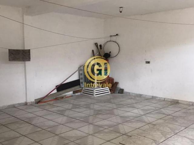 Imperdível oportunidade: Casa à venda em Jacareí SP, Cidade Salvador, 3 quartos, 1 banheiro, 2 vagas