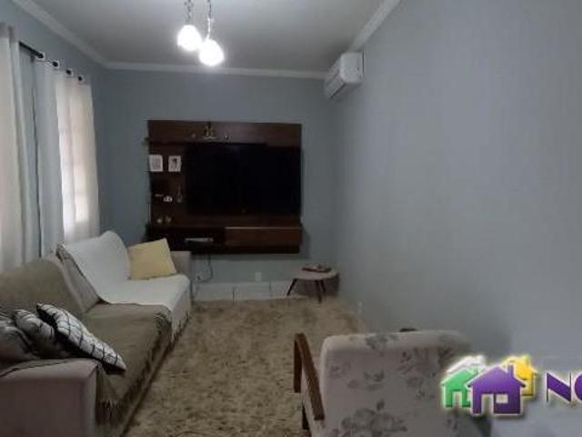 Imperdível oportunidade! Casa à venda em Jaguariúna SP, Jardim Maua, 3 quartos, 1 sala, 1 banheiro