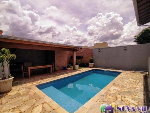 Imperdível oportunidade: Casa à venda em Jaguariúna SP, Jardim Planalto, 3 quartos, 1 suíte, 3 salas