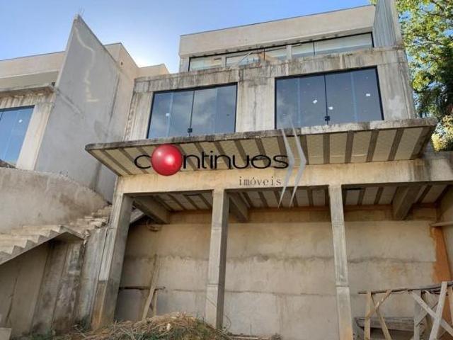 Imperdível oportunidade: Casa à venda em Lagoa Santa MG, bairro Sobradinho. 3 quartos, 1 suíte, 1 sa