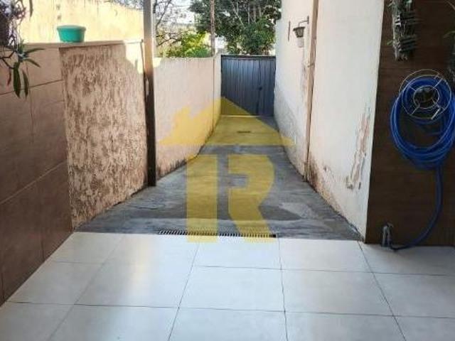 Imperdível oportunidade: Casa à venda em São José do Rio Preto SP, no Parque do Sol, com 3 quartos