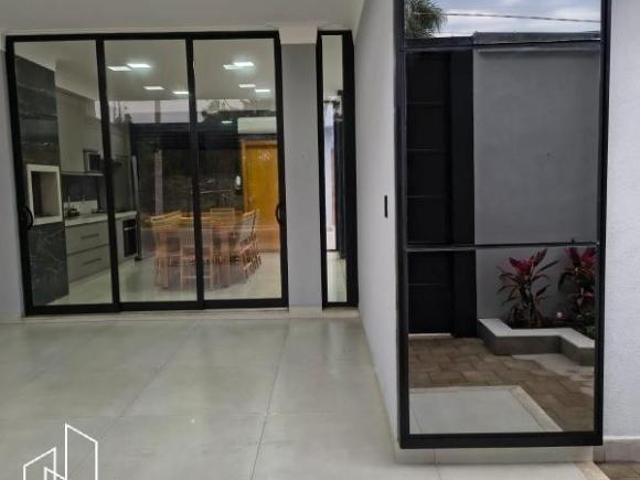 Imperdível oportunidade: Casa à venda em São José do Rio Preto SP, Setsul, 2 quartos, 1 suíte, 1 sal