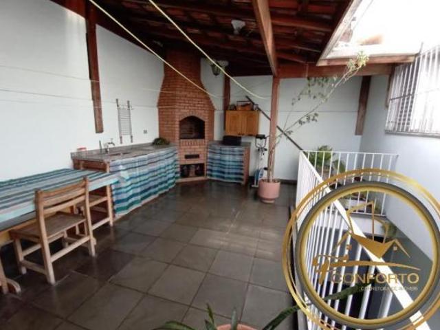 Imperdível oportunidade! Casa à venda em São Paulo SP, Vila Carrão: 2 quartos, 2 suítes, 2 salas, 3