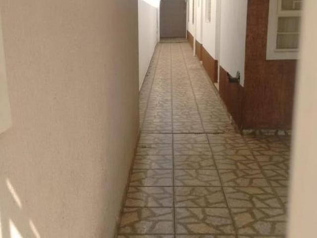 Imperdível oportunidade: Casa à venda em Salto SP, bairro Jardim São João! 2 quartos, 2 salas, 1 ban