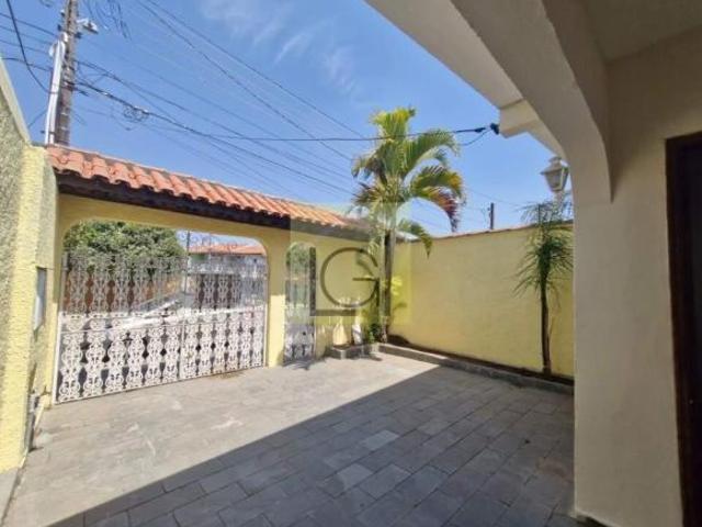 Imperdível oportunidade! Casa à venda em Salto SP, bairro Salto de São José, 3 quartos, 1 suíte, 1 s