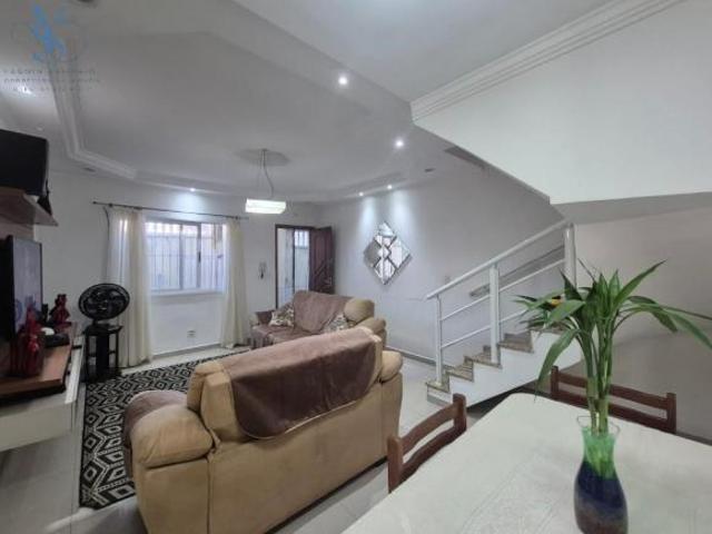 Imperdível oportunidade: Casa à venda em Santos SP, bairro São Jorge, 3 quartos, 1 suíte, 1 sala, 4