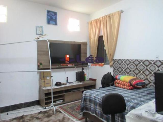 Imperdível oportunidade! Casa à venda em Suzano SP, Jardim Revista, com 3 quartos, sala, banheiro e