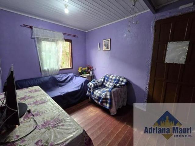 Imperdível oportunidade! Casa à venda em Porto Alegre RS, bairro Mário Quintana. 2 quartos, 1 sala
