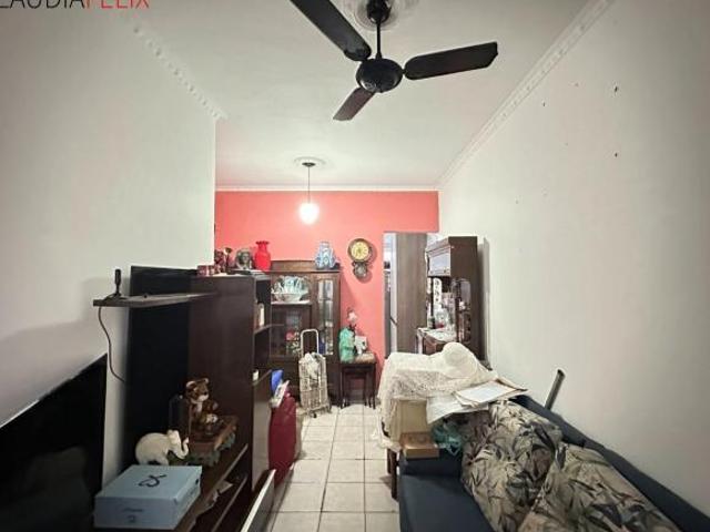 Imperdível oportunidade! Casa à venda em Praia Grande SP, Sítio do Campo. 1 quarto, 1 sala, 2 banhei