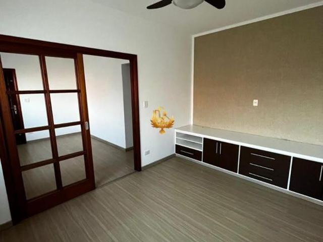 Imperdível oportunidade: Casa à venda em Taubaté SP, Jardim Califórnia, 3 quartos, 2 suítes, 2 salas