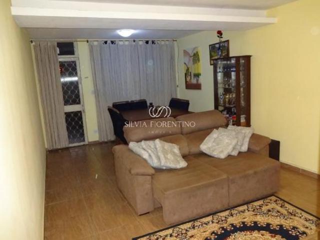Imperdível oportunidade: Casa à venda em Taubaté SP, Jardim Maria Augusta 3 quartos, 1 sala, 1 ban