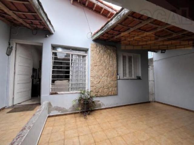 Imperdível oportunidade: Casa à venda em Taboão da Serra SP, Chácara Agrindus. 3 quartos, 1 suíte, 2