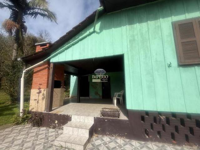 Imperdível oportunidade: Casa à venda em Três Coroas RS, bairro Sander, 3 quartos, 1 sala, 1 banheir