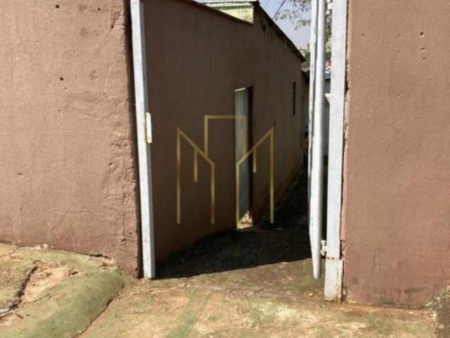 Imperdível oportunidade: Casa à venda em Uberlândia MG, bairro Presidente Roosevelt! Veja as caracte