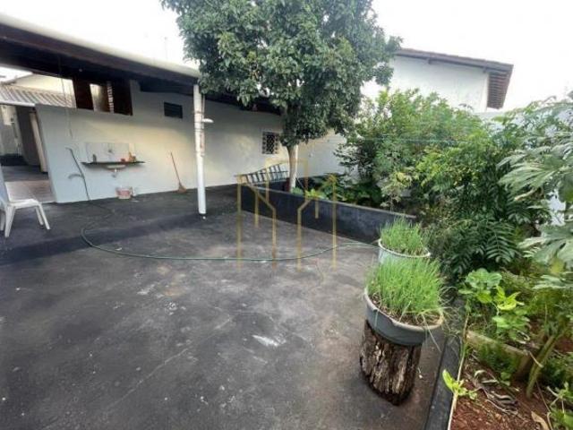 Imperdível oportunidade: Casa à venda em Uberlândia MG, no bairro São Jorge, com 3 quartos, 1 suíte