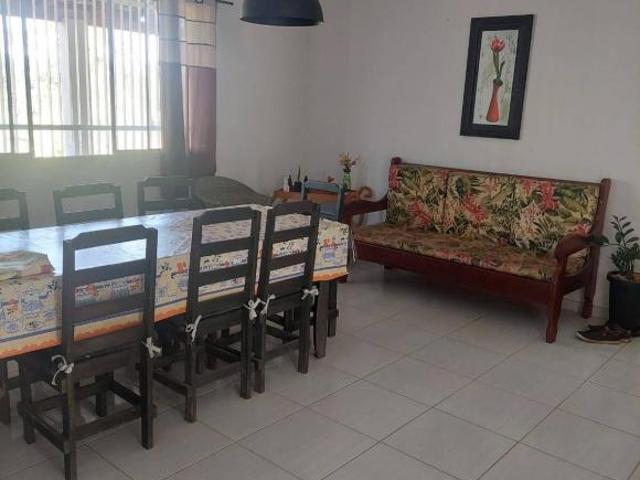 Imperdível oportunidade: Casa à venda em Vinhedo SP, bairro Caixa D´água, 5 quartos, 2 suítes, 4 ban