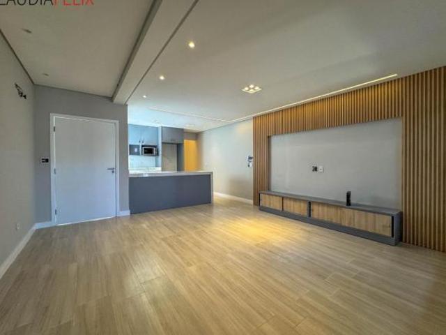 Imperdível oportunidade: Casa à venda no Canto do Forte, Praia Grande SP, com 3 quartos, 1 suíte e 2