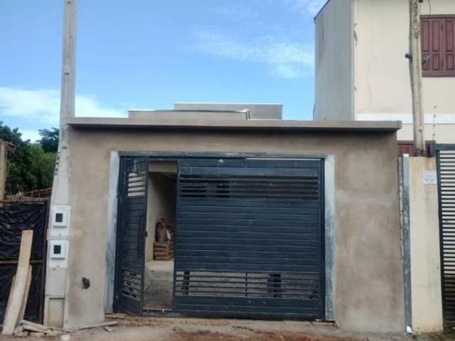 Imperdível oportunidade! Casa à venda no Centro de Indaiatuba SP, 3 quartos, 1 suíte, 2 salas, 2 ban