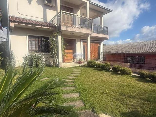 Imperdível oportunidade: Casa à venda no Centro de Taquara RS, com 4 quartos, 1 suíte e 250m² de áre