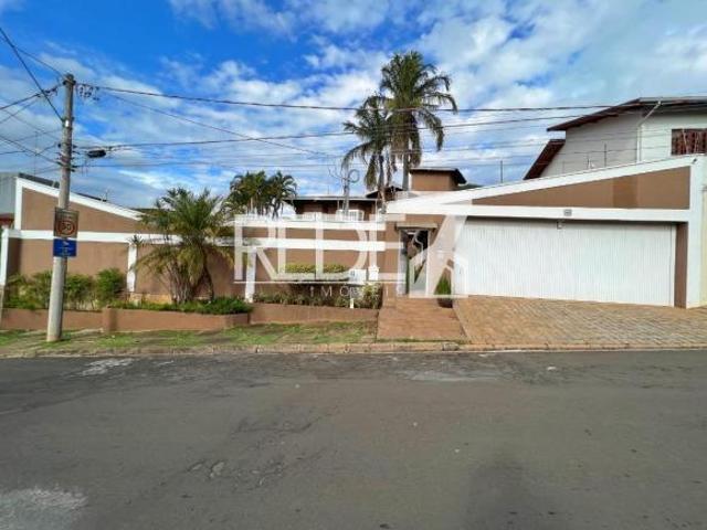 Imperdível oportunidade: Casa com 6 quartos e 490m² em Campinas SP, Bairro das Palmeiras! Venda ou l