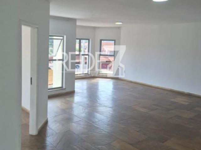 Imperdível oportunidade! Casa com 3 quartos, 3 salas, 3 banheiros, 4 vagas em Nova Campinas, 239m²