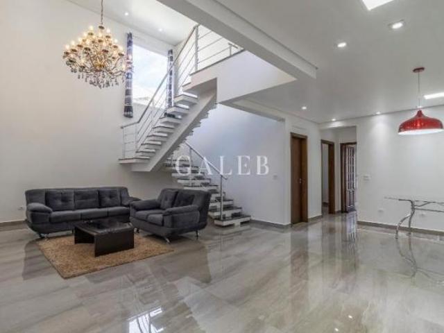 Imperdível oportunidade: Casa de alto padrão com 3 suítes no Jardim Paulista Atibaia SP! Agende su