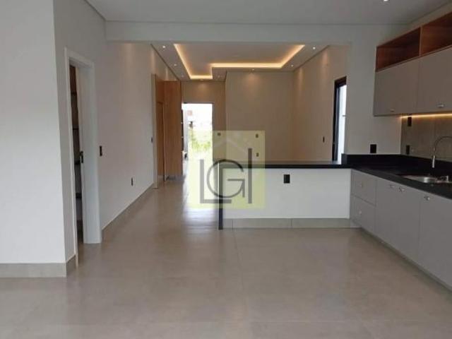 Imperdível oportunidade: Casa de alto padrão em condomínio no Residencial Saint Paul Itu SP, 3 suí