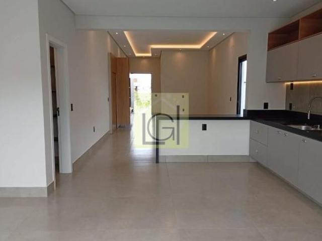 Imperdível oportunidade: Casa de alto padrão em condomínio no Residencial Saint Paul Itu SP, 3 suí
