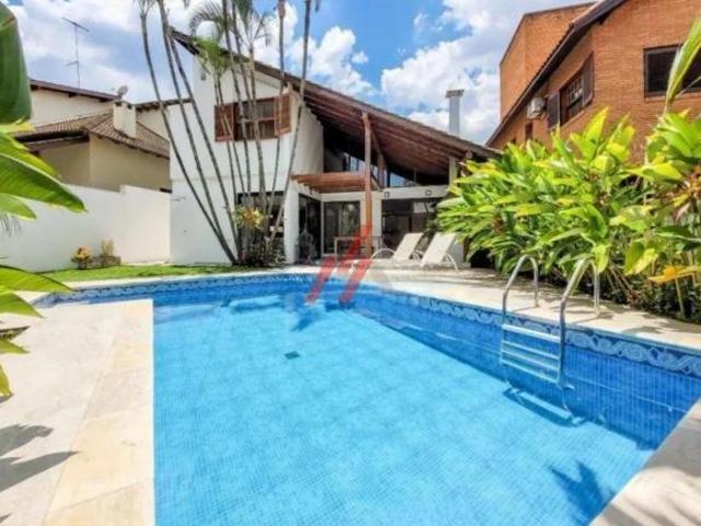 Imperdível oportunidade: Casa de 4 quartos em condomínio no Alphaville, Santana de Parnaíba SP 252