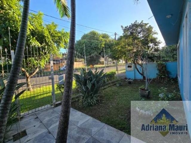Imperdível oportunidade: Casa de 6 quartos no Parque Santa Fé, Porto Alegre RS com 2 suítes e 246m²