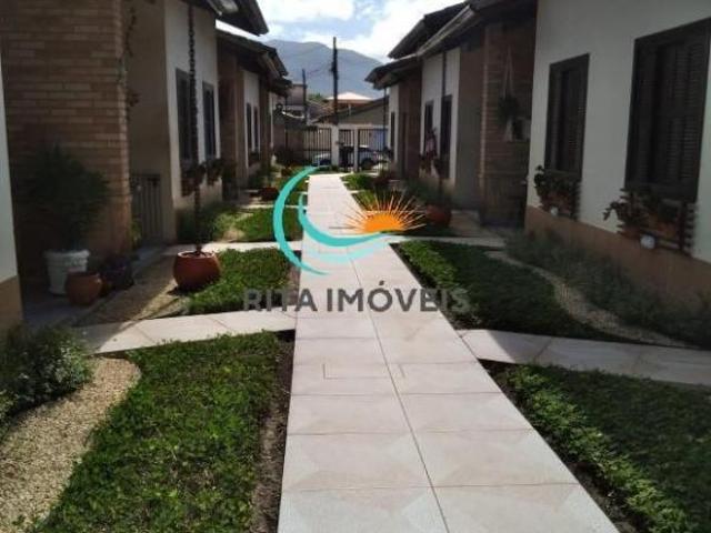 Imperdível oportunidade: Casa em condomínio à venda em Bertioga SP, no bairro Maitinga, com 2 quarto
