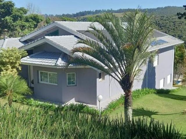 Imperdível oportunidade: Casa em condomínio à venda em Bragança Paulista SP, no Condomínio Jardim da
