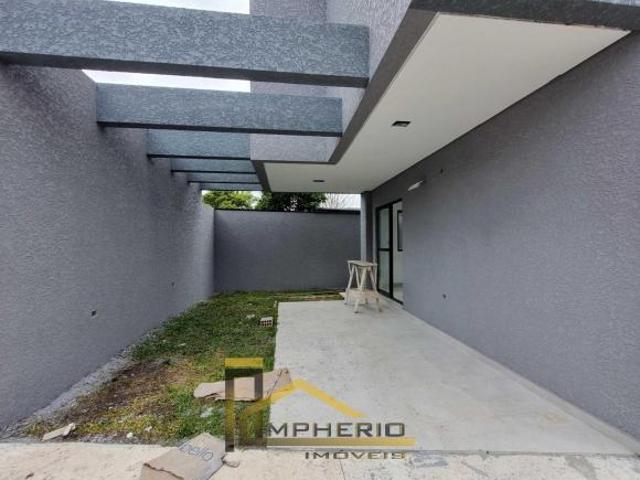 Imperdível oportunidade: Casa em condomínio à venda em Curitiba PR, no bairro Uberaba, com 3 quartos