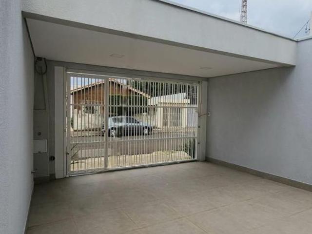 Imperdível oportunidade de adquirir uma casa com 3 quartos e 2 vagas de garagem em Indaiatuba SP!