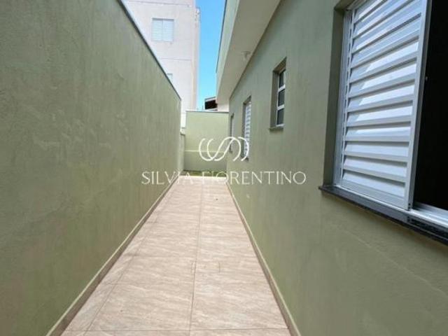Imperdível oportunidade de adquirir uma casa com 3 quartos e suíte no Jardim Continental II, Taubaté