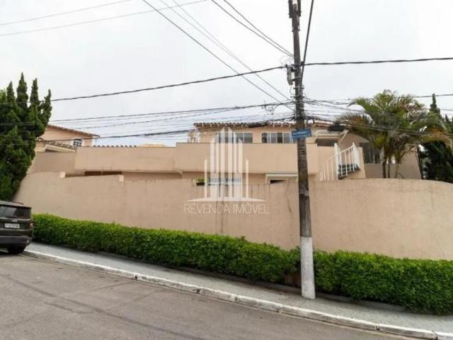 Imperdível oportunidade de adquirir uma casa de luxo no Jardim Icaraí, São Paulo