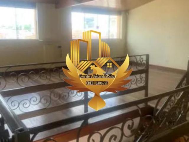 Imperdível oportunidade de adquirir uma casa espaçosa no Centro de Taubaté SP! 5 quartos, 1 sala, 4