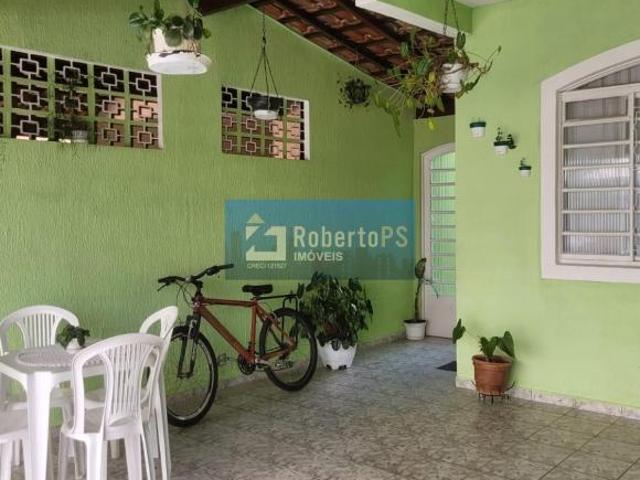 Imperdível oportunidade de adquirir uma casa no Jardim das Indústrias em São José dos Campos SP com