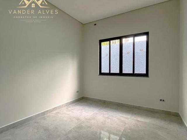 Imperdível oportunidade de adquirir casa com 2 quartos e 2 vagas de garagem em Foz do Iguaçu, Jardim