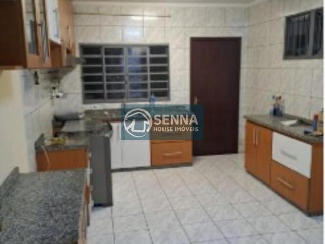 Imperdível oportunidade de adquirir casa com 2 quartos e 2 vagas de garagem em Jundiaí SP, no bairro