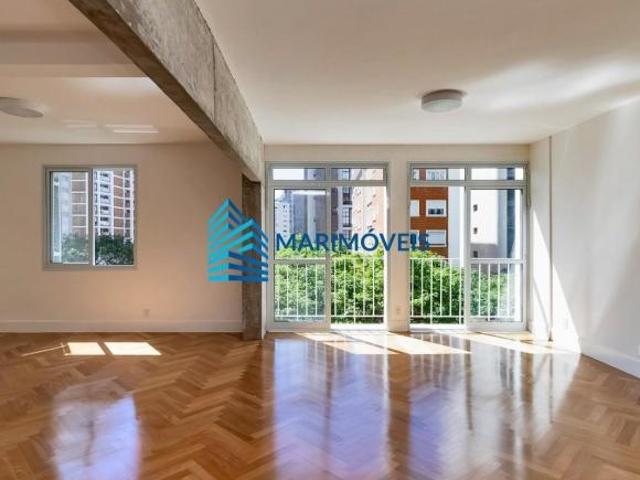 Imperdível oportunidade de apartamento reformado com 2 suítes e 2 vagas na Cerqueira Cesar, São Paul