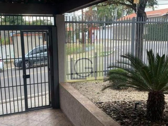 Imperdível oportunidade de casa à venda em Itu SP, bairro São Luiz! 3 quartos, 1 suíte, 2 salas, 4 b