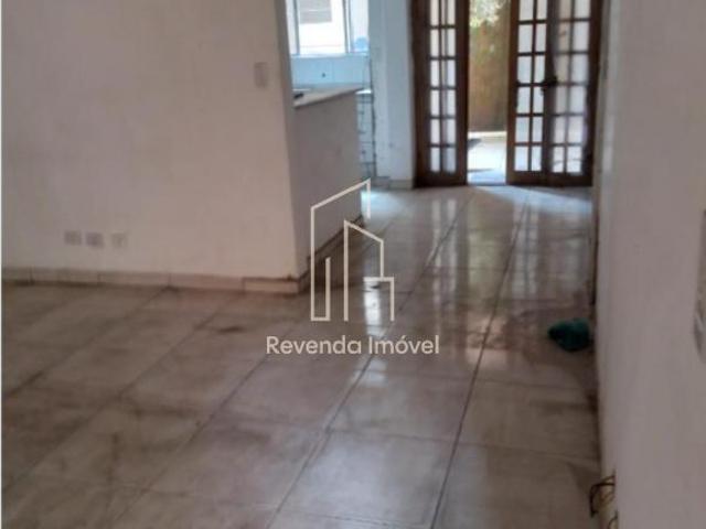Imperdível oportunidade de casa à venda em São Paulo SP, bairro Santo Amaro: 2 quartos, 2 banheiros