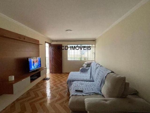 Imperdível oportunidade de casa com 3 quartos, 2 banheiros 2 Vagas no Jardim Ester Yolanda