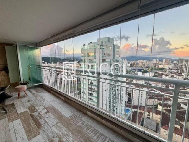 Imperdível oportunidade de compra: Apartamento de alto padrão no Gonzaga, Santos SP, com 4 quartos