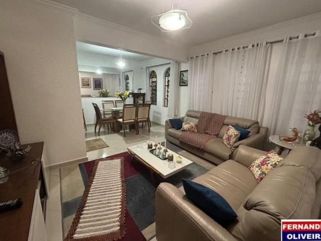 Imperdível oportunidade de compra de casa com 3 quartos na cidade de São Paulo SP, bairro Campo Gran