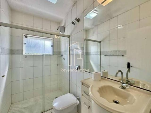 Imperdível oportunidade de investimento: Casa de luxo com 5 suítes, 3 salas e 6 vagas em Cotia SP, P