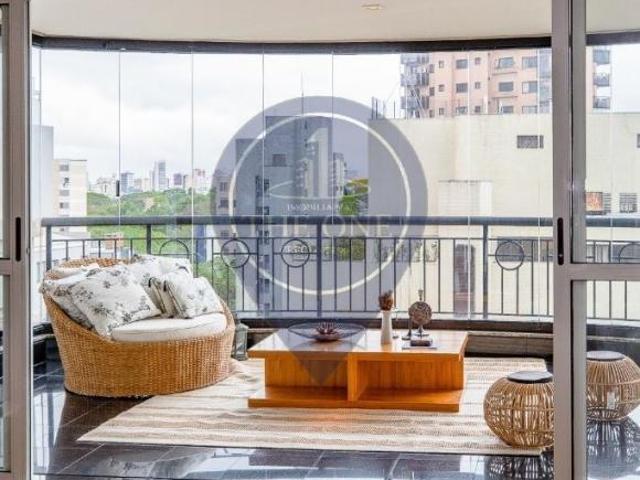 Imperdível oportunidade de investimento: Apartamento de luxo com 3 suítes e 5 vagas no Planalto Paul
